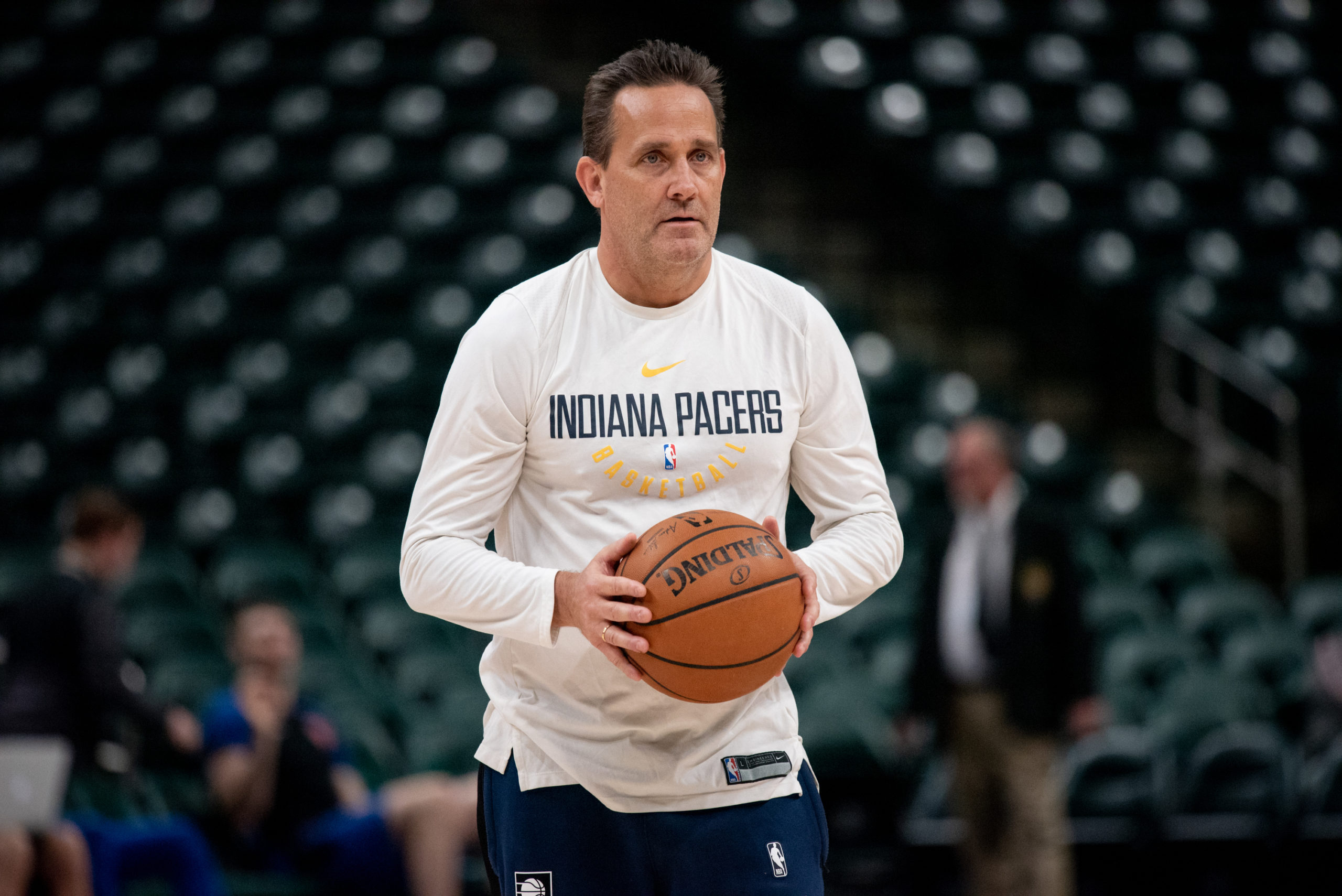 Bill Bayno deja su puesto de entrenador asistente en los Pacers