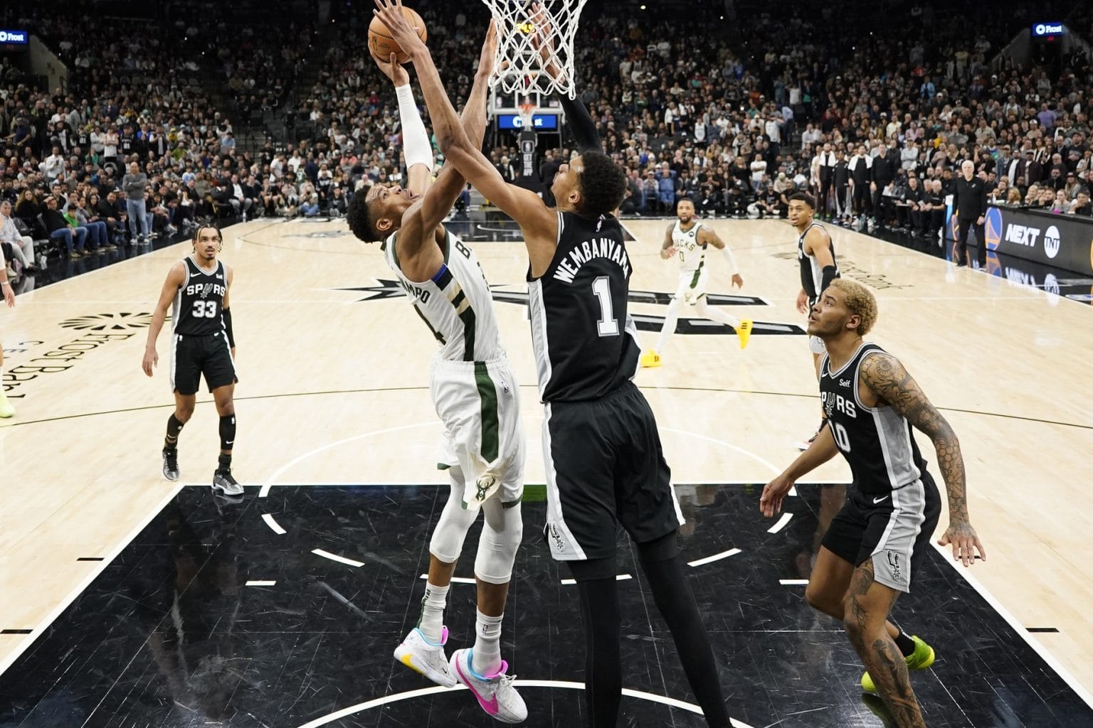 Milwaukee Bucks vs. San Antonio Spurs: previa, pronósticos y estadísticas