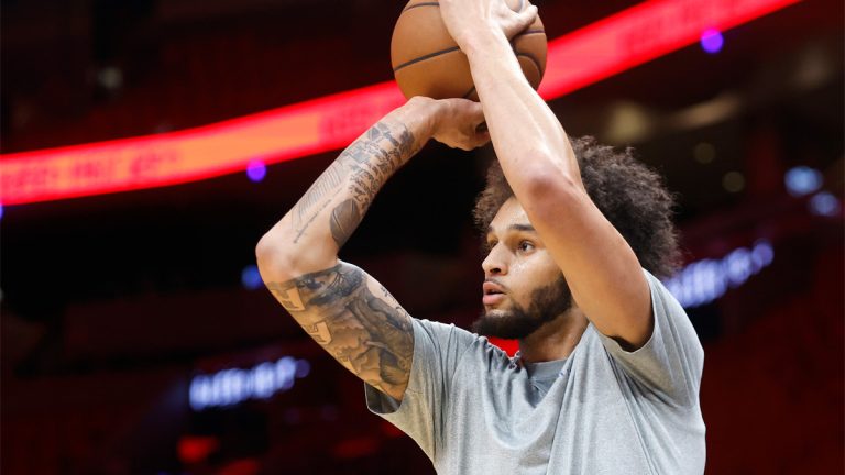 Derek Lively delighted with Cooper Flagg's attitude